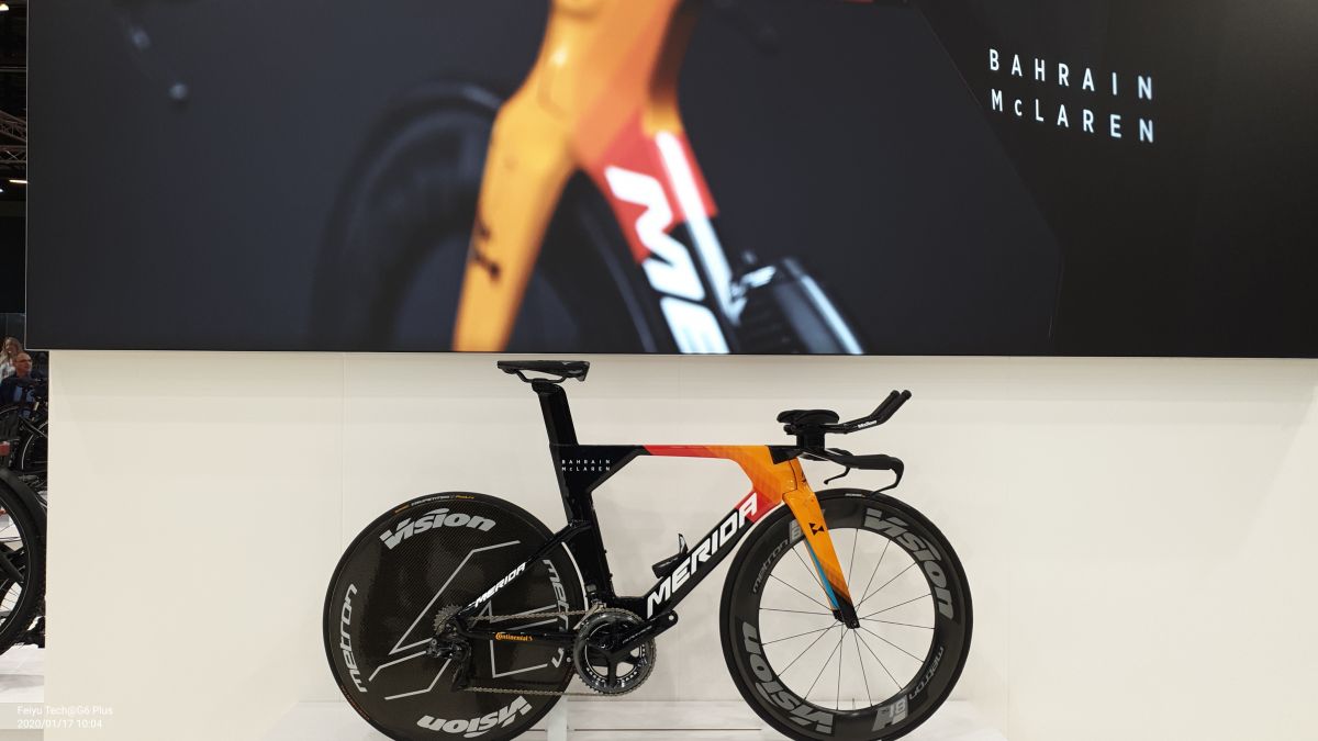 Velofollies 2020 : Merida Warp TT Team Bahrain McLaren - Velo 101