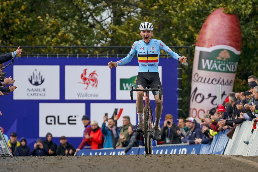 Résultats et temps forts des Championnat d'Europe de Cyclo-Cross 2022 ...