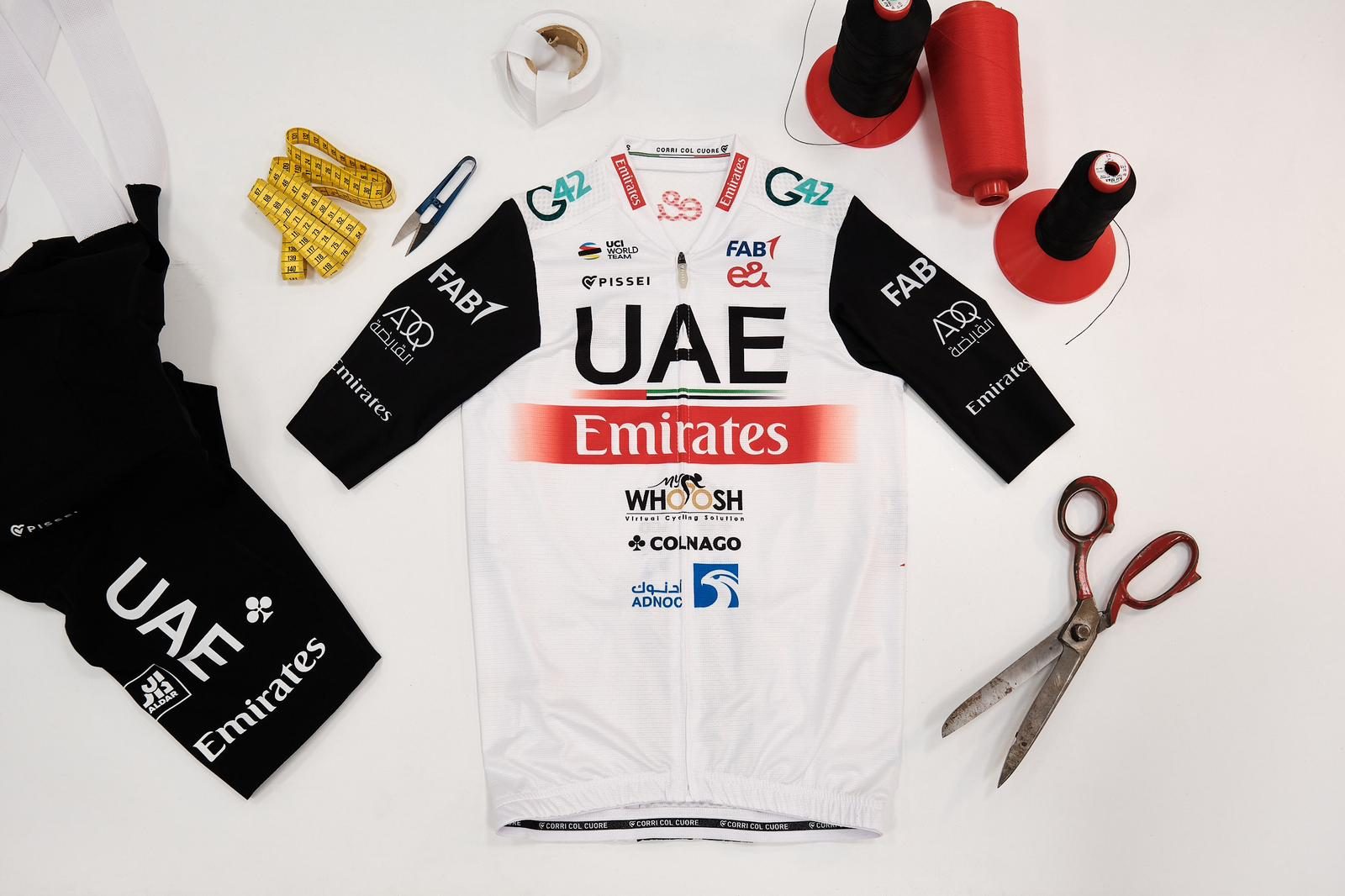 Présentation de l'équipe UAE Team Emirates 2023 - Velo 101