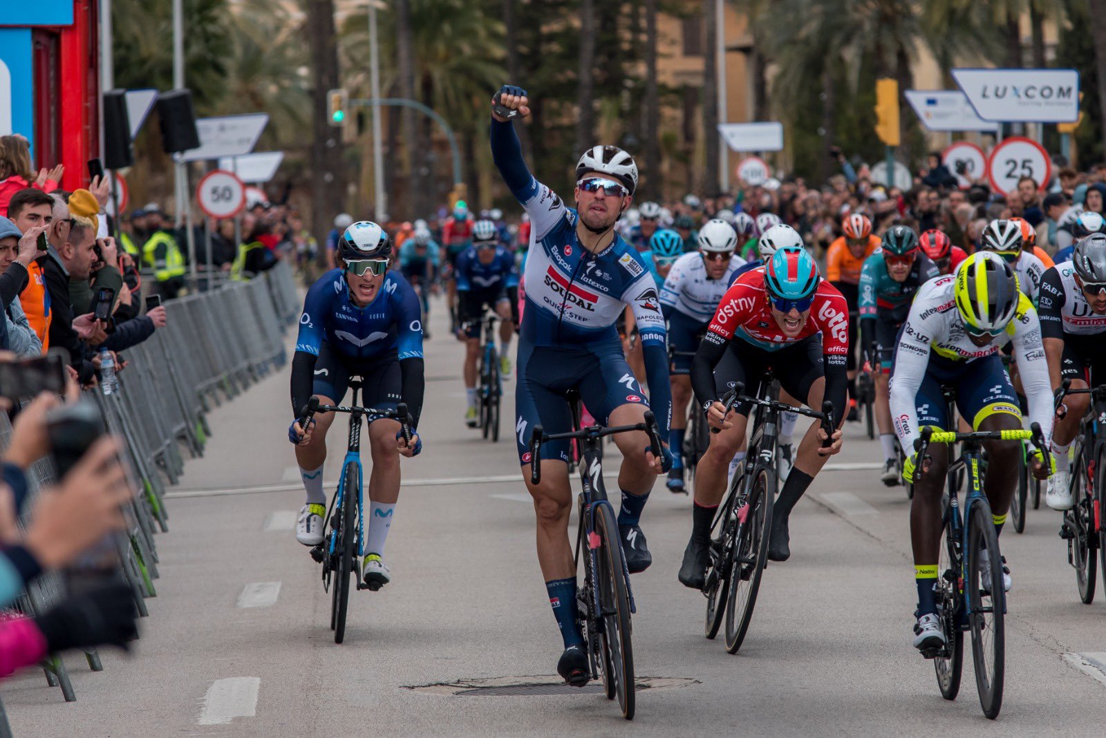 Ethan Vernon s'adjuge le Trofeo Palma devant Biniam Girmay - Velo 101