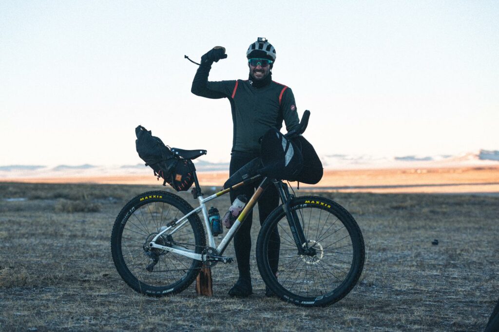 Steven Le Hyaric, le cycliste qui défie le désert - Velo 101