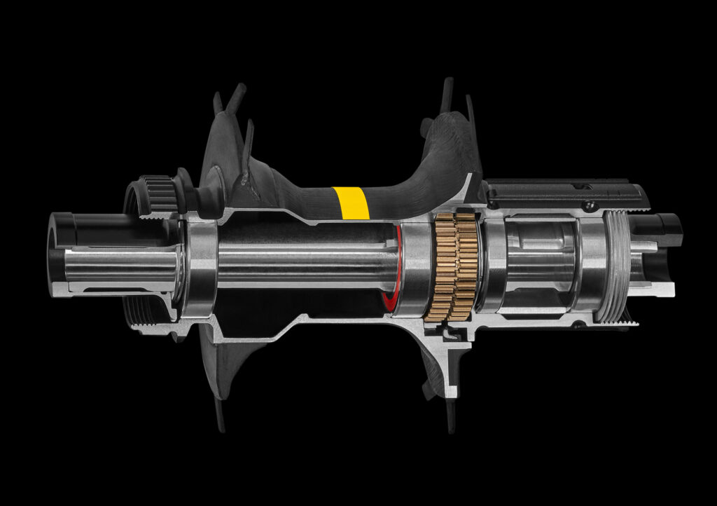 Mavic lance ses nouvelles roues Cosmic Ultimate 45 Disc - Velo 101