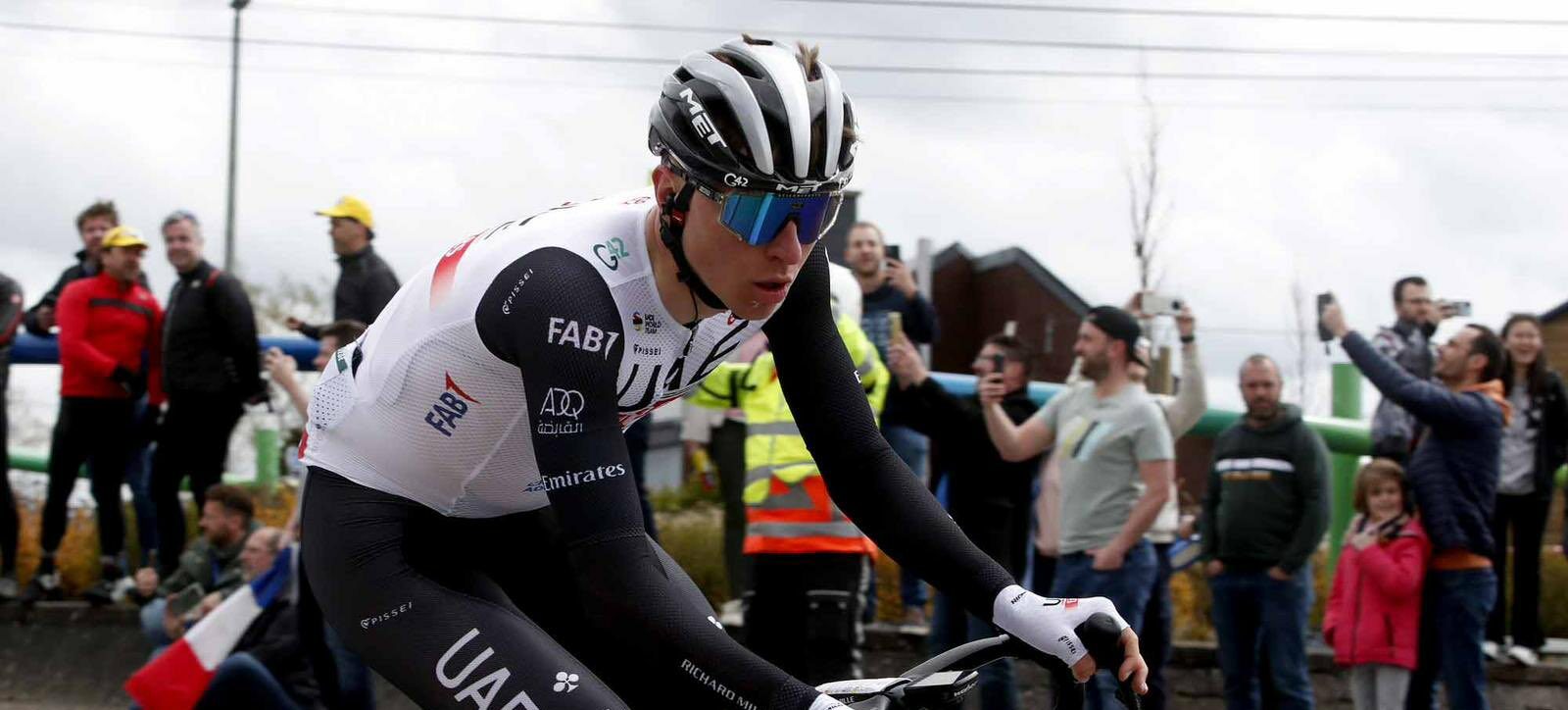 6 semaines de récupération pour Pogacar après son opération du ...