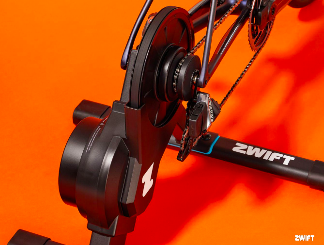 Hub One : le nouveau home trainer de Zwift avec passage de vitesse ...