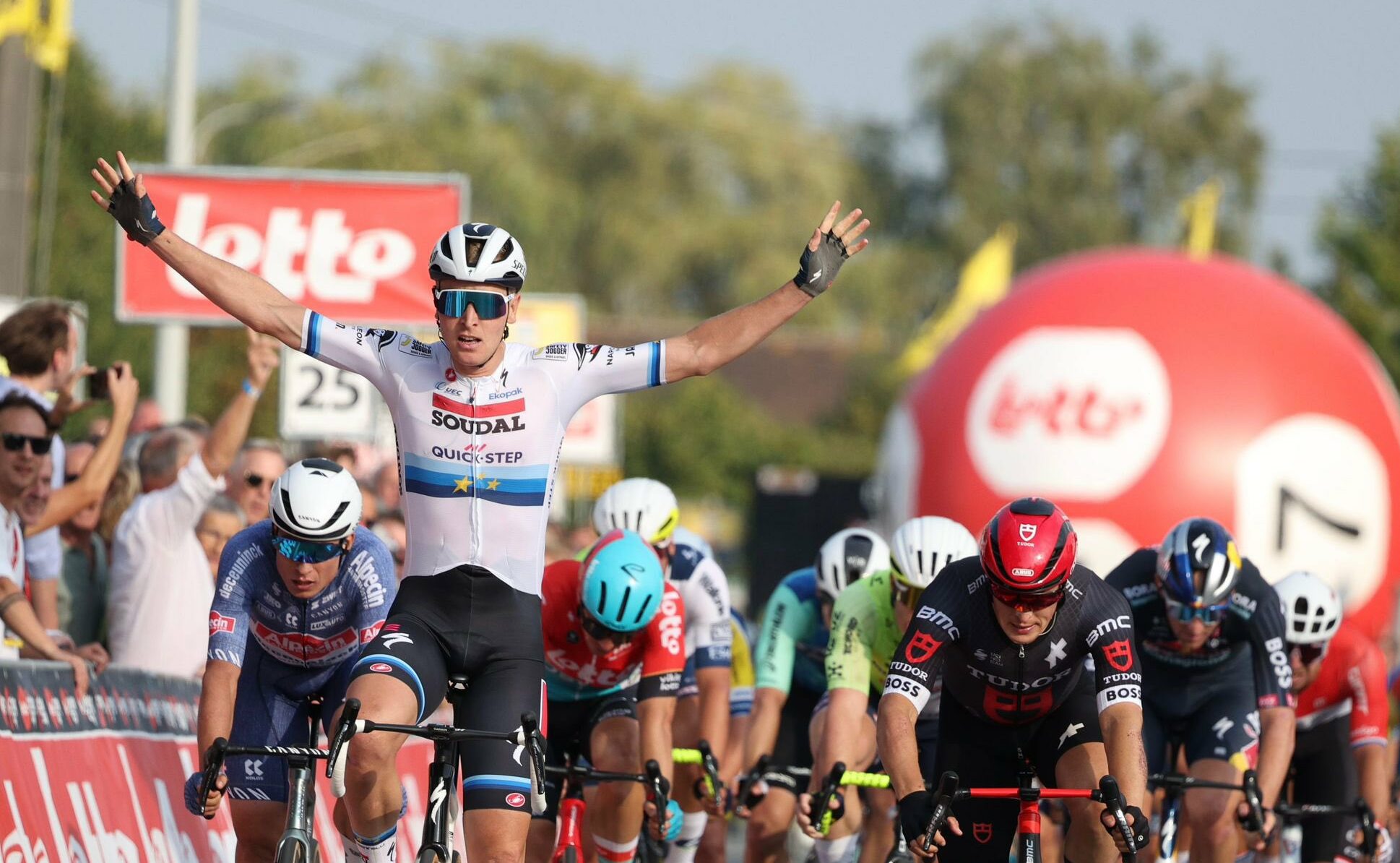 Tim Merlier remporte Kampioenschap van Vlaanderen - Velo 101
