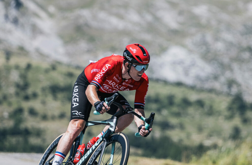 Présentation de l'équipe Décathlon AG2R La Mondiale 2025 - Velo 101