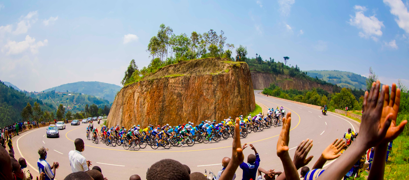 Présentation de l'équipe Visma | Lease a Bike 2025 - Velo 101