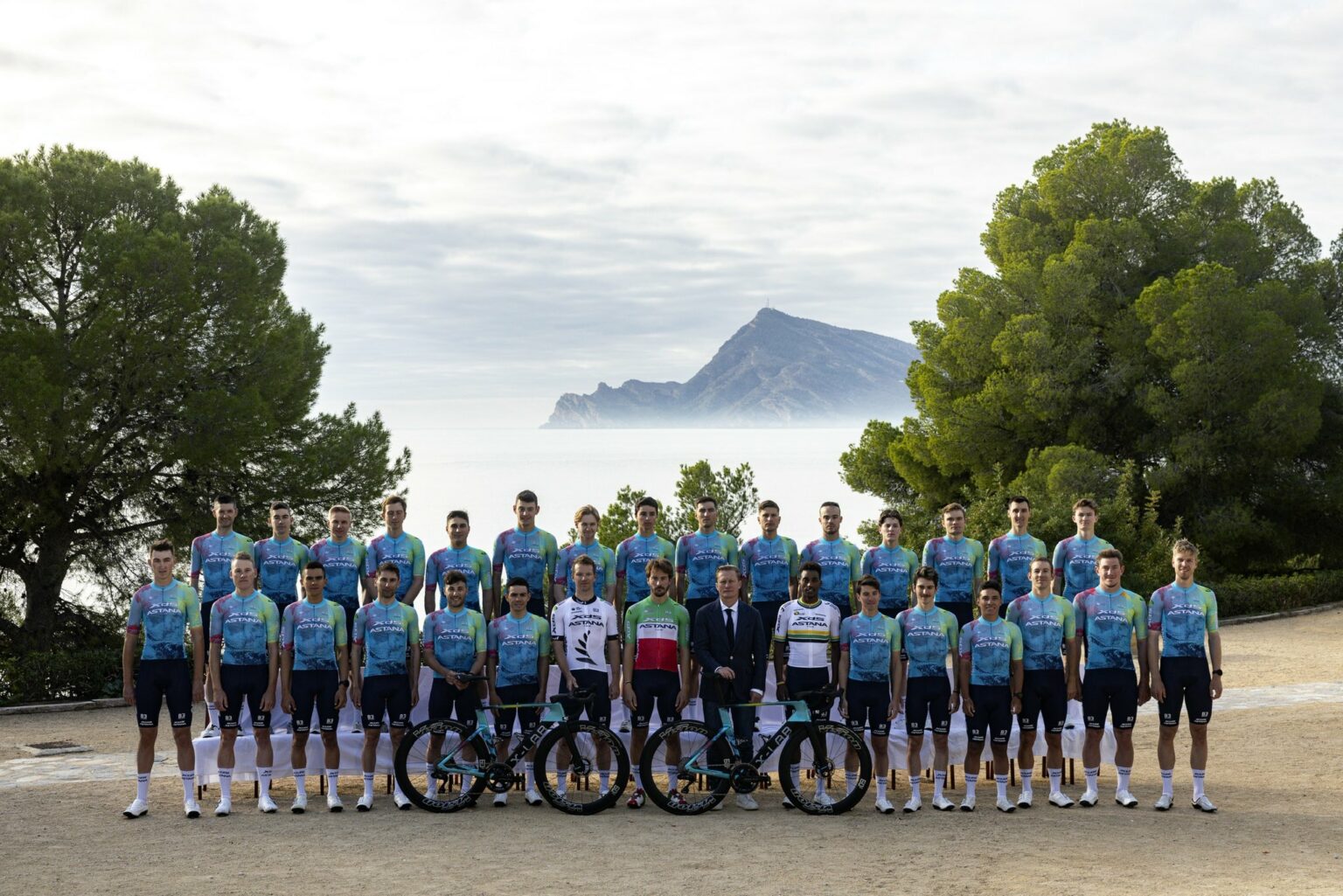 Présentation de l'équipe XDS Astana Team 2025 - Velo 101