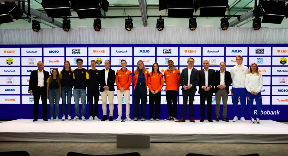 Présentation de la TDT-Unibet Cycling Team, l'équipe de Bas Tietema ...