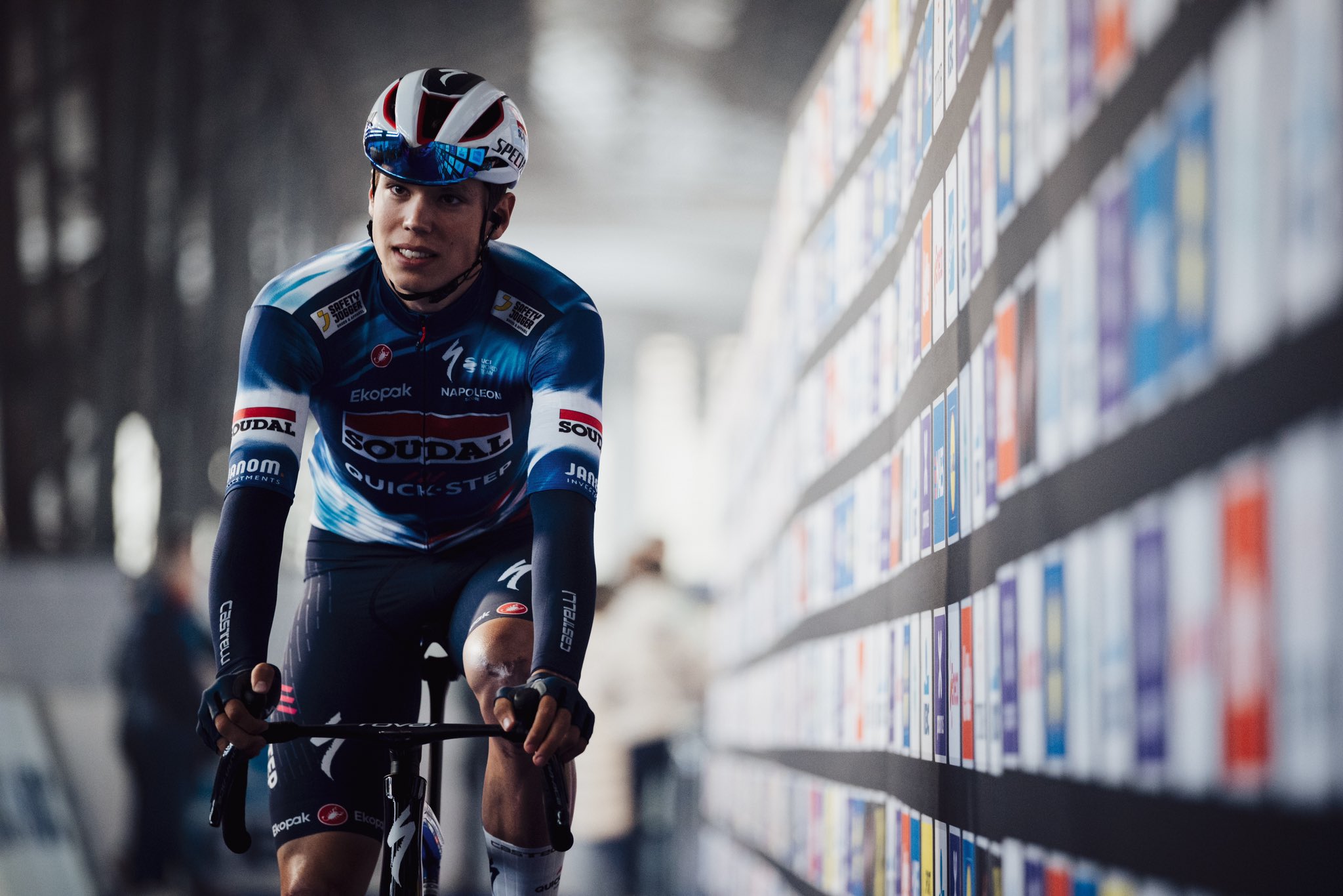 Présentation de l'équipe UAE Team Emirates - XRG 2025 - Velo 101