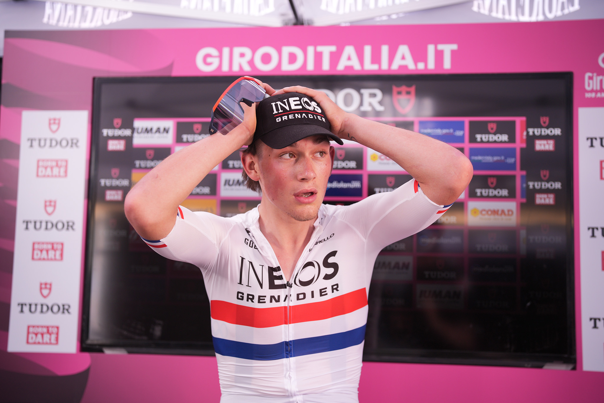 Giro d'Italia : Tarling remporte le CLM, Roglic en rose - Velo 101