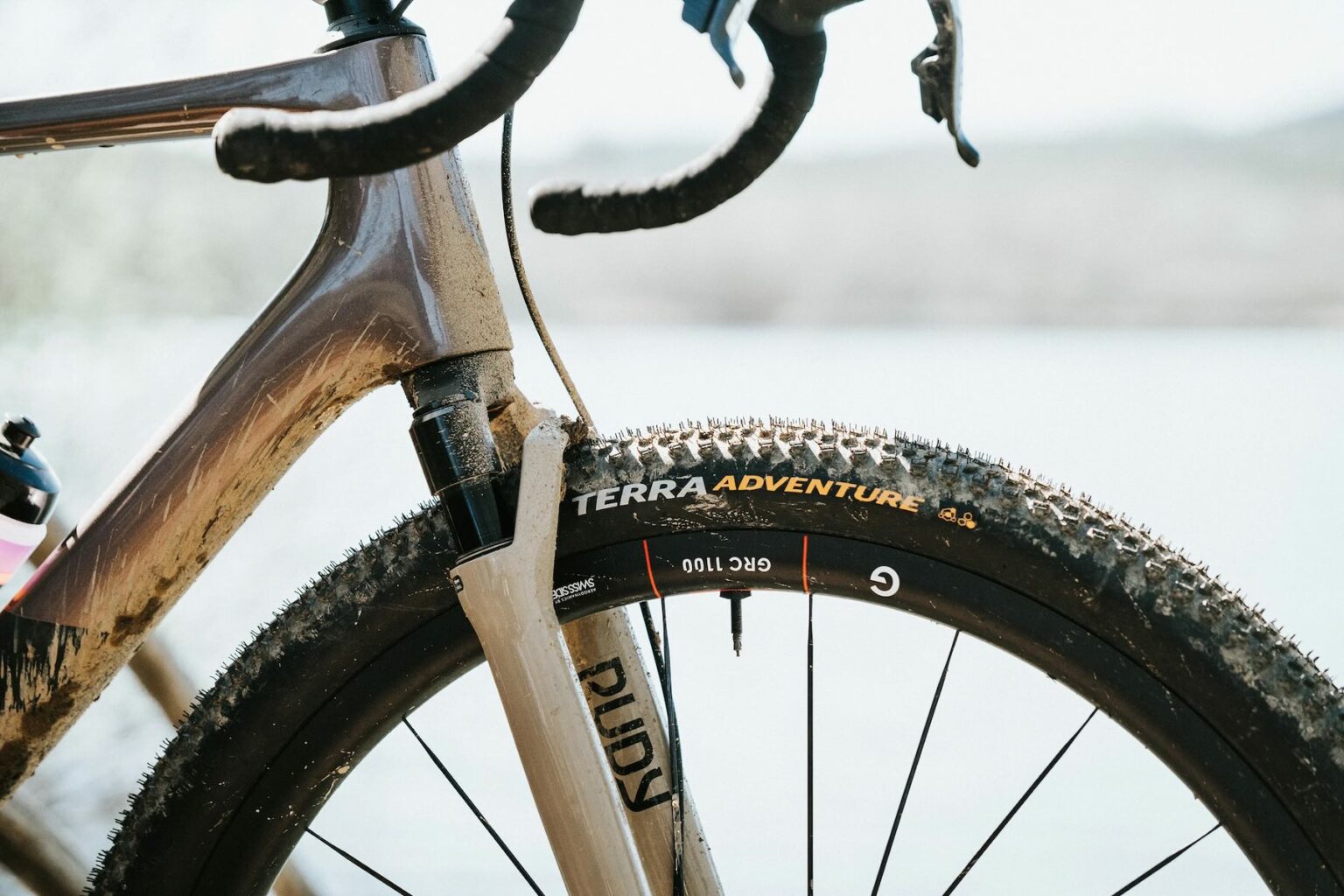 Gravel : Wilier présente le nouveau Rave SLR ID2 - Velo 101