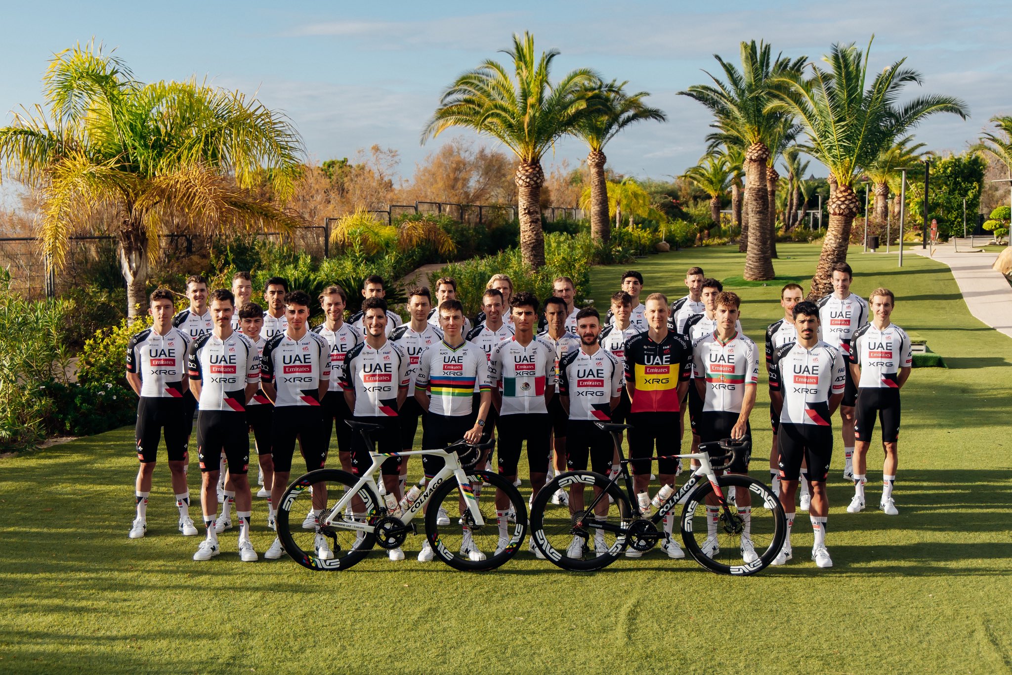 Présentation de l'équipe UAE Team Emirates - XRG 2026 - Velo 101
